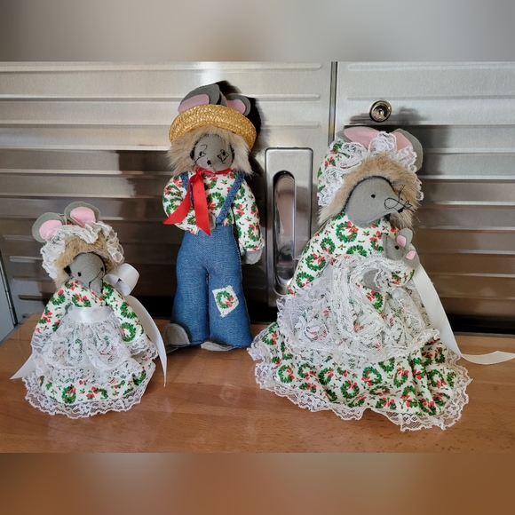 Handmade | Holiday | Vintage Mice Family Art Handmade Mouse Christmas ...